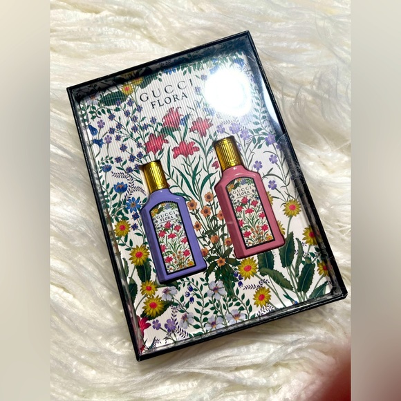 Gucci | Other | Gucci Flora Parfum Mini Set | Poshmark